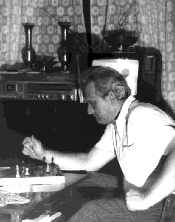 MANOLESCU, Mircea Mihai – arhiSAH.ro